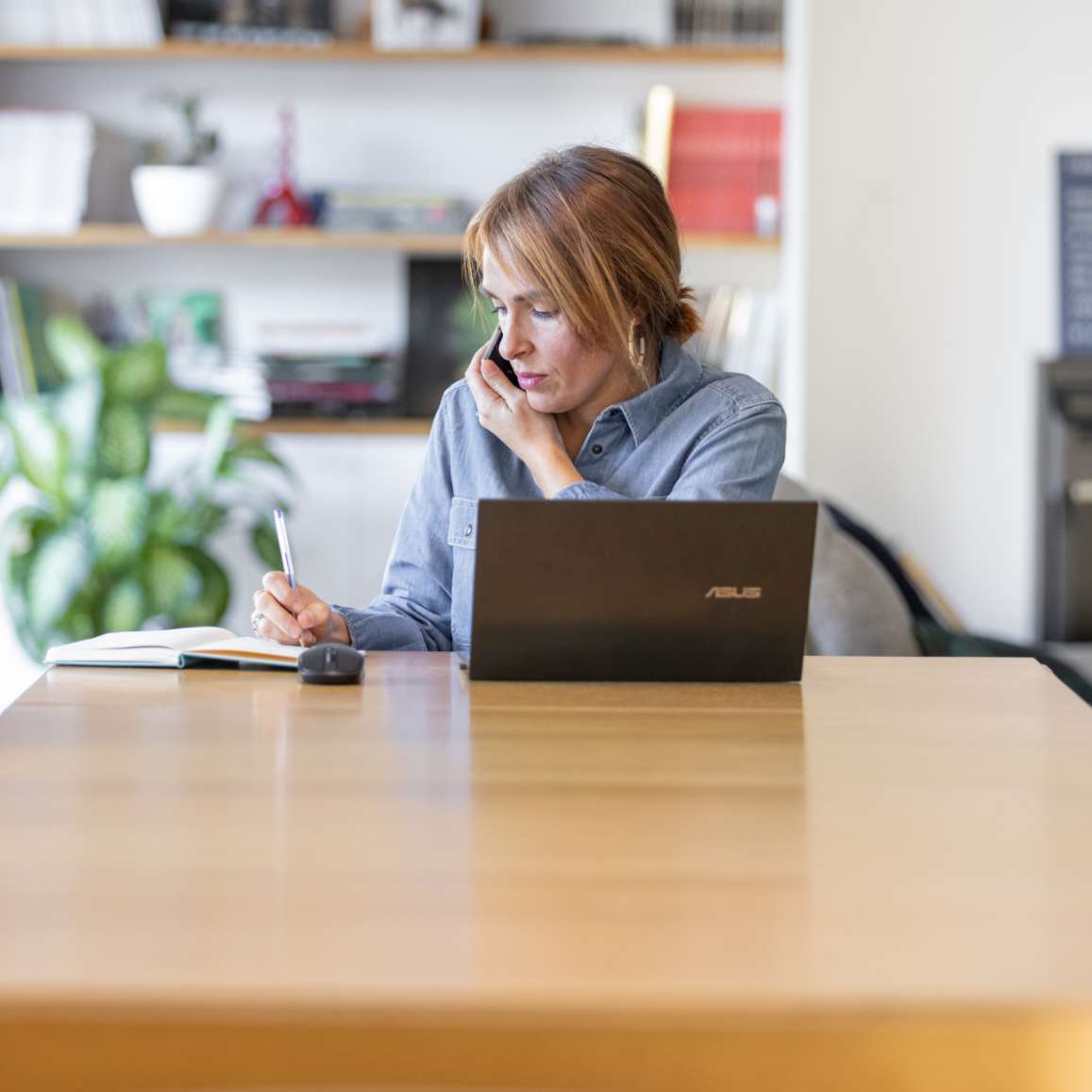 Contactez-moi - Émilie Houdou